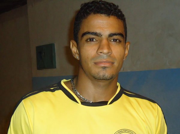 Atacante Jó Boy marca golaço pelo Internacional - SóEsporte